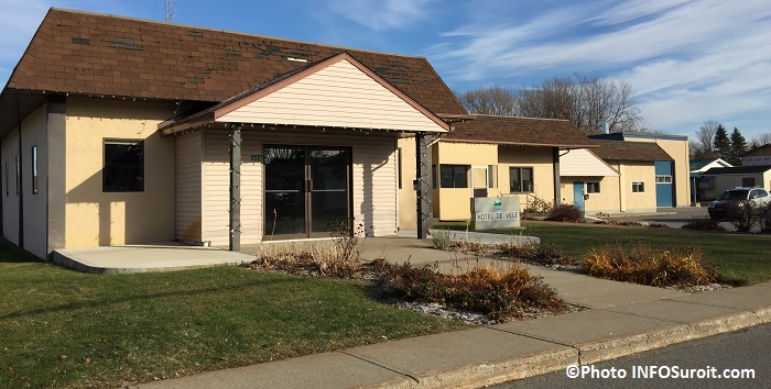 Hotel de ville Saint-Anicet Photo INFOSuroit_com | INFOSuroit.com