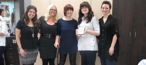 Kelly Lamy gagnante de Métamorphose-Coiffure 2014 | INFOSuroit.com