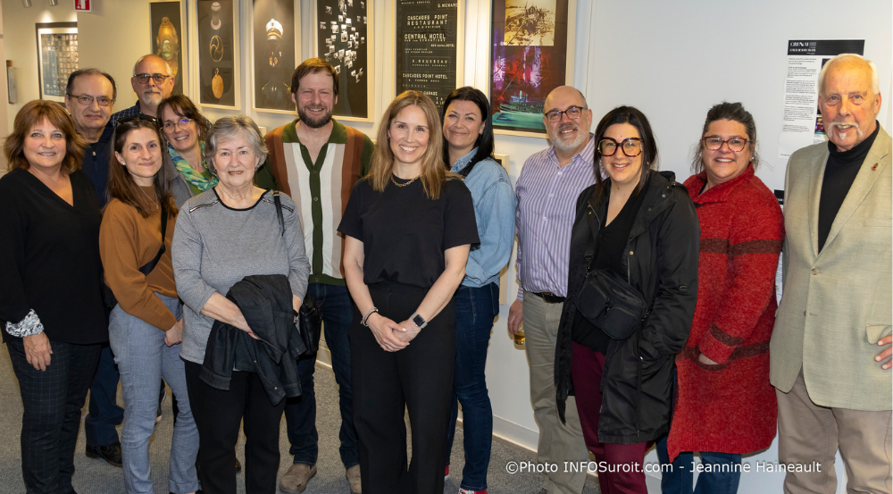 Lancement de l’exposition CHENAL de Philippe Corriveau | INFOSuroit.com